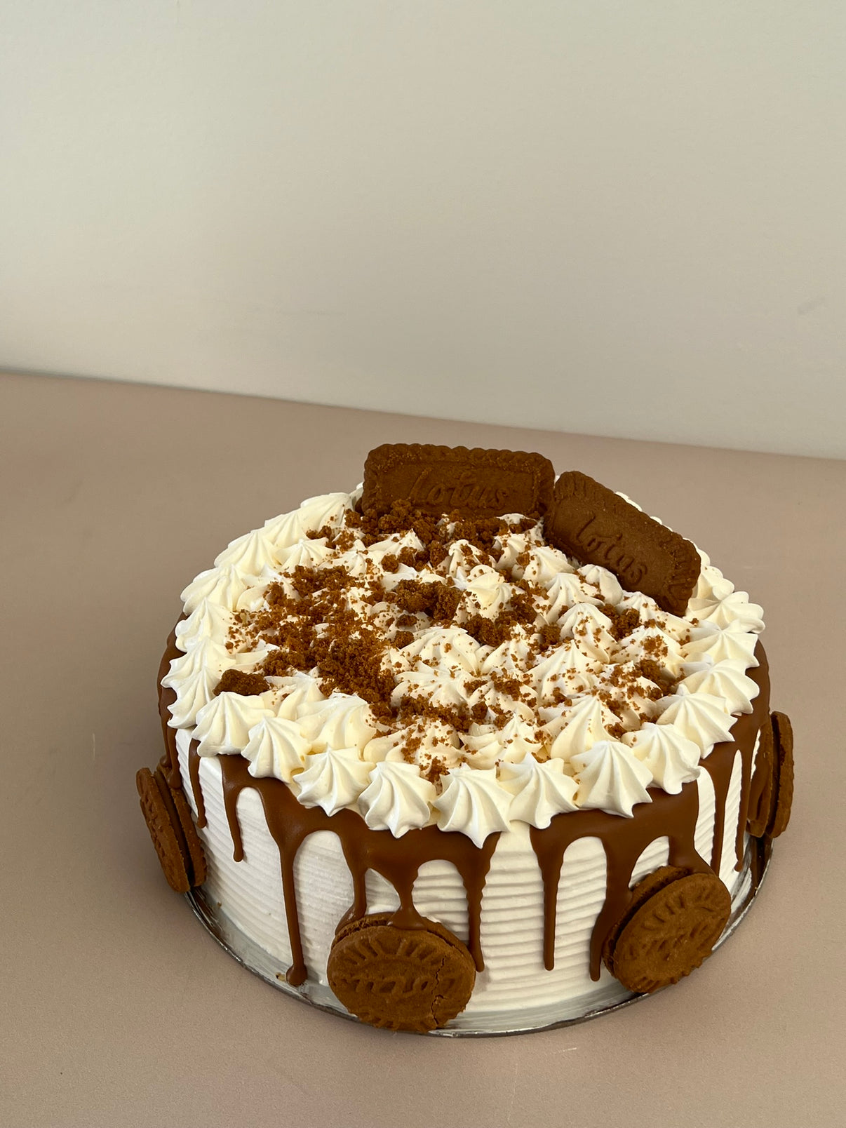Specialty Biscoff Gelato/Ice Cream Cake – Pelligra Cakes