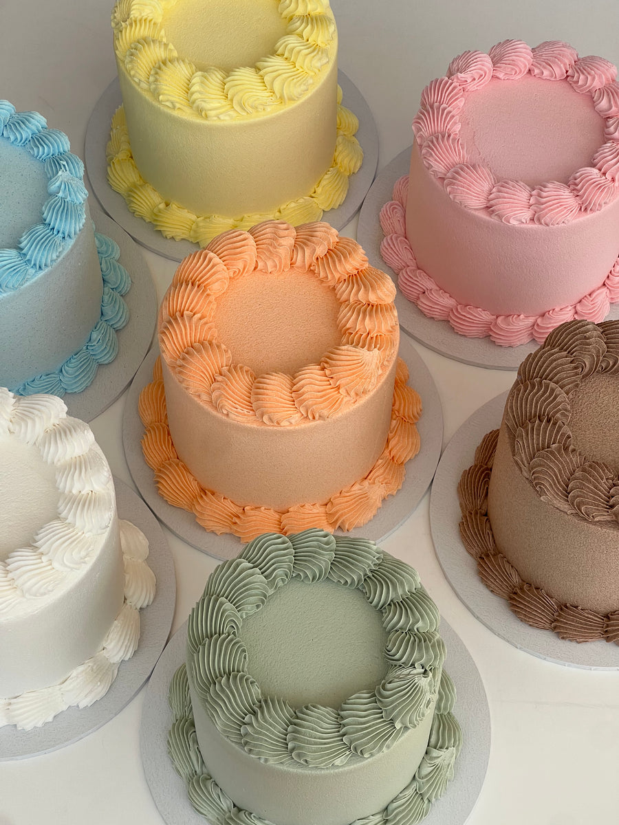 Mini Piped Cake – Pelligra Cakes